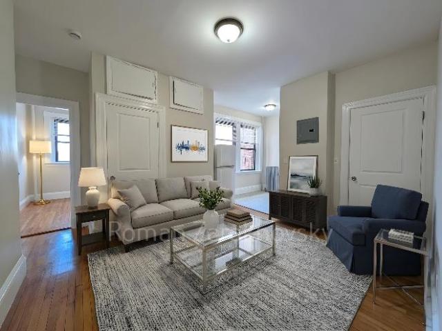 1 Br, 1 bath, Condo 1216 Commonwealth Ave