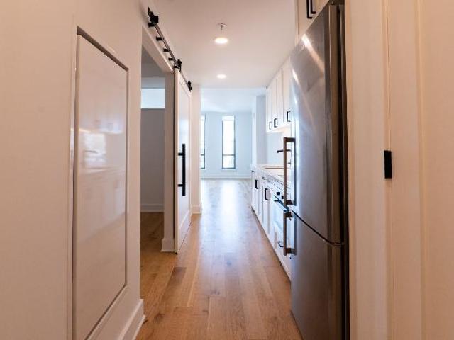 1 Br, 1 bath, Condo 1211 Van St