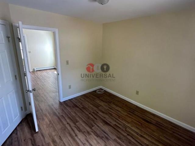1 Br, 1 bath, Condo 121 Messer Street
