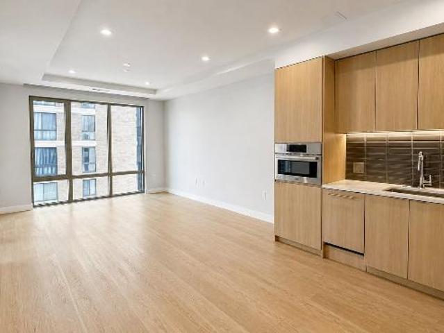 1 Br, 1 bath, Condo 1224 M St NW