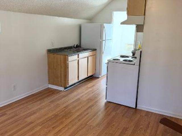 1 Br, 1 bath, Condo 1225 Hibiscus Rd