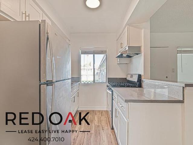 1 Br, 1 bath, Condo 1221 S Atlantic Blvd