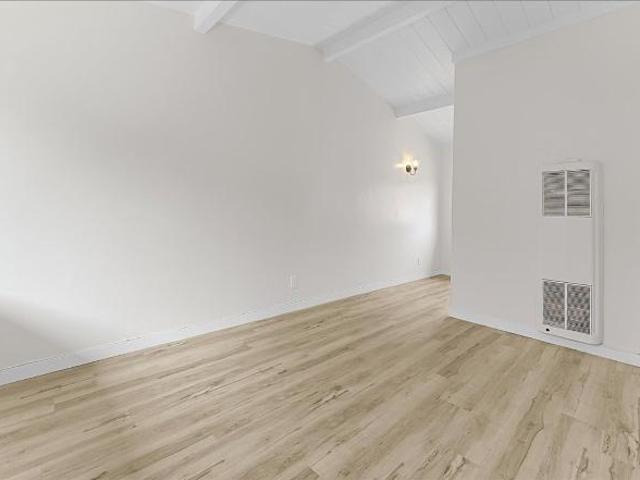 1 Br, 1 bath, Condo 12238 Grevillea Ave