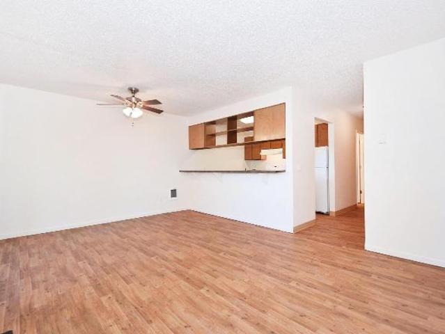 1 Br, 1 bath, Condo 12375 Mt Jefferson Terrace