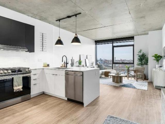 1 Br, 1 bath, Condo 1230 West Fulton Market