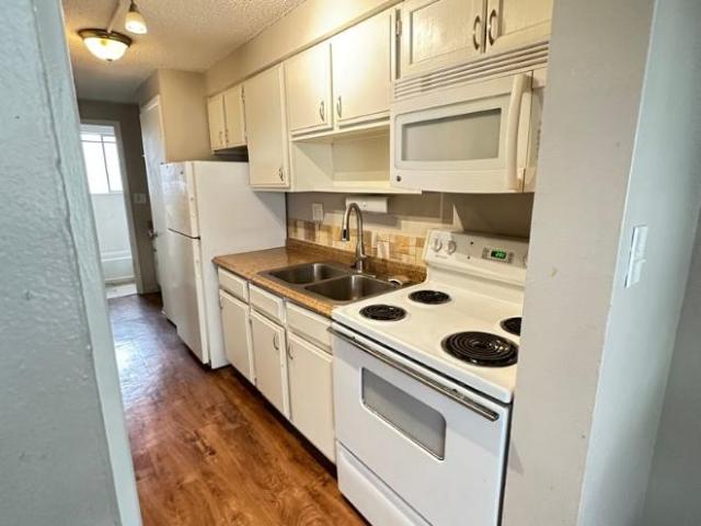 1 Br, 1 bath, Condo 1245 N Lafayette Street