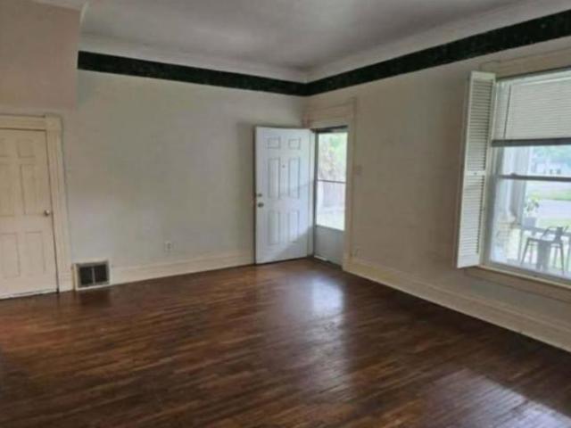 1 Br, 1 bath, Condo 1245 Sw Clay St