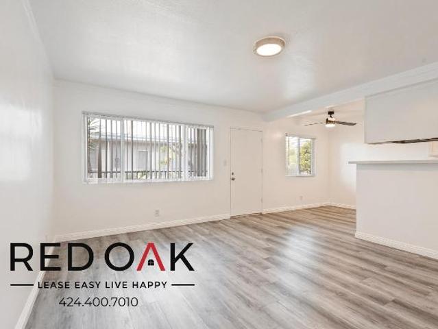 1 Br, 1 bath, Condo 12460 Lakewood Blvd