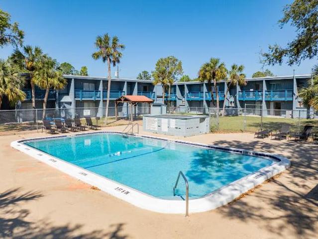 1 Br, 1 bath, Condo 12401 N 15th St