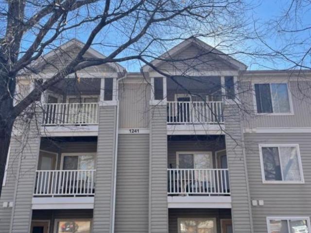 1 Br, 1 bath, Condo 1241 University Ct