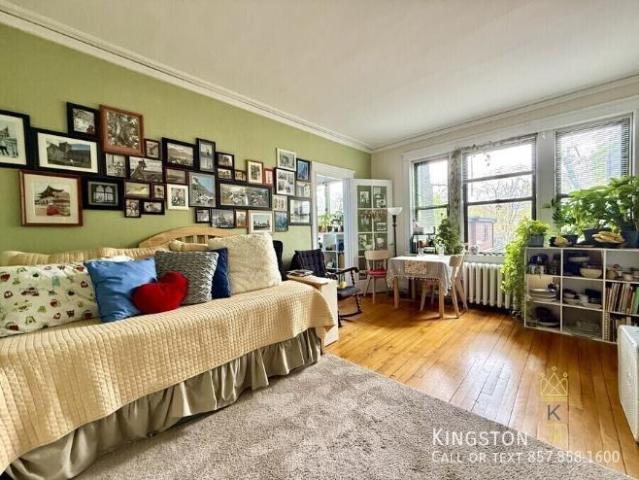 1 Br, 1 bath, Condo 125 Babcock St