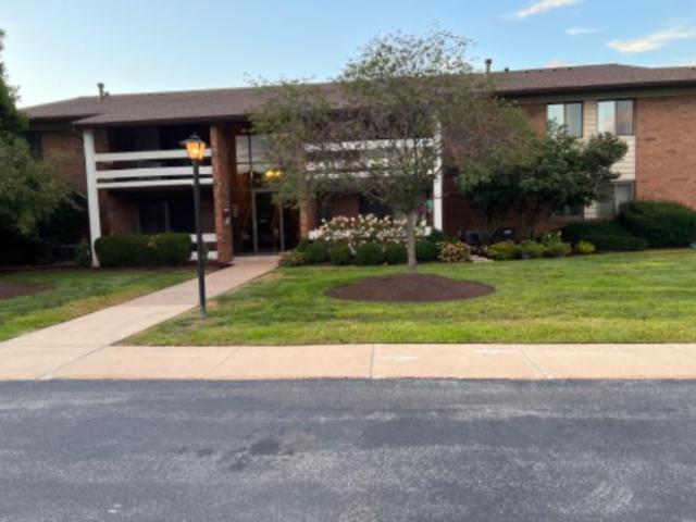 1 Br, 1 bath, Condo 1265 Lost Nation Rd