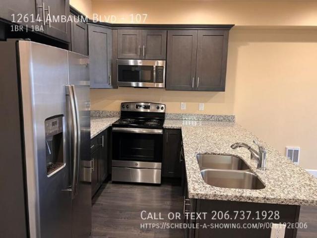 1 Br, 1 bath, Condo 12614 Ambaum Blvd