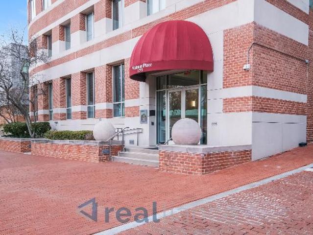 1 Br, 1 bath, Condo 1275 25th St NW