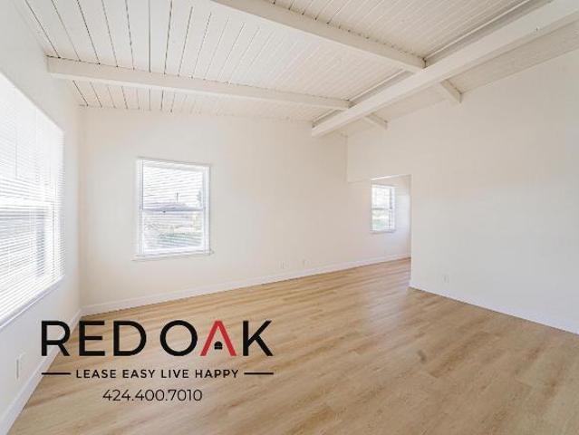 1 Br, 1 bath, Condo 12719 Vanowen St