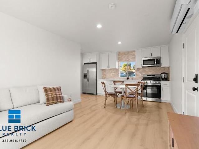 1 Br, 1 bath, Condo 12803 Waddell St