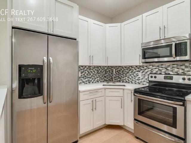 1 Br, 1 bath, Condo 1305 Locust Street