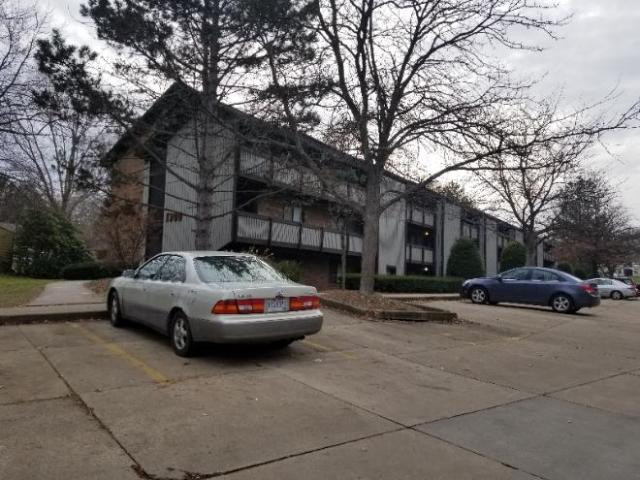 1 Br, 1 bath, Condo 1300 Bailey Rd