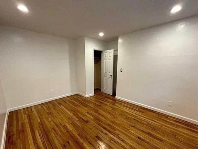 1 Br, 1 bath, Condo 130 Orient Way
