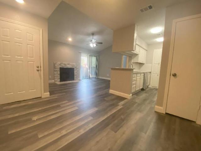 1 Br, 1 bath, Condo 1310 Harwell Dr