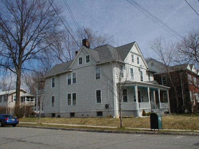 1 Br, 1 bath, Condo 131 East Cliff St