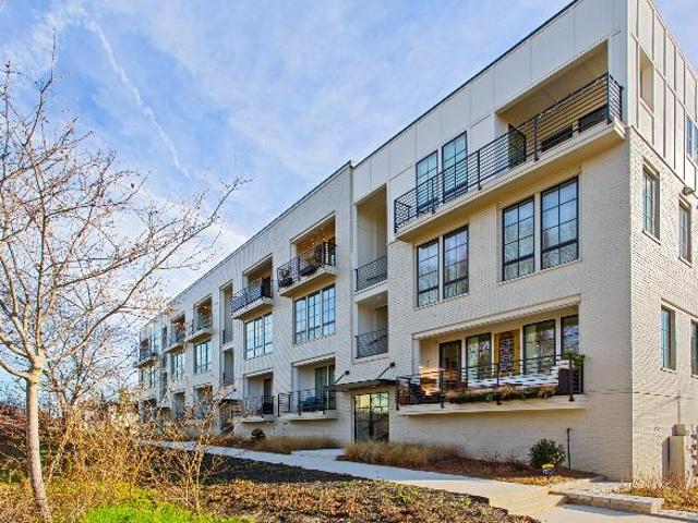 1 Br, 1 bath, Condo 131 Stein St