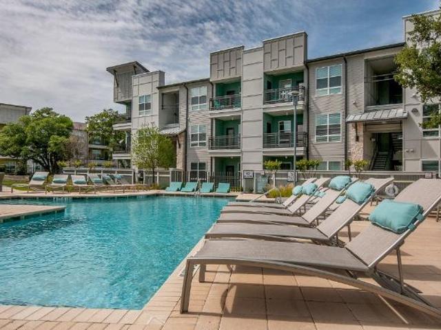 1 Br, 1 bath, Condo 13201 Legendary Dr