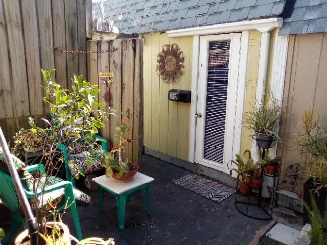 1 Br, 1 bath, Condo 1320 E Louise Ave