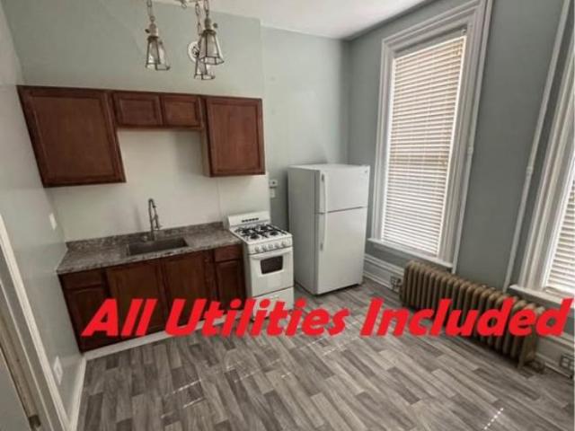 1 Br, 1 bath, Condo 1322 N Michigan St