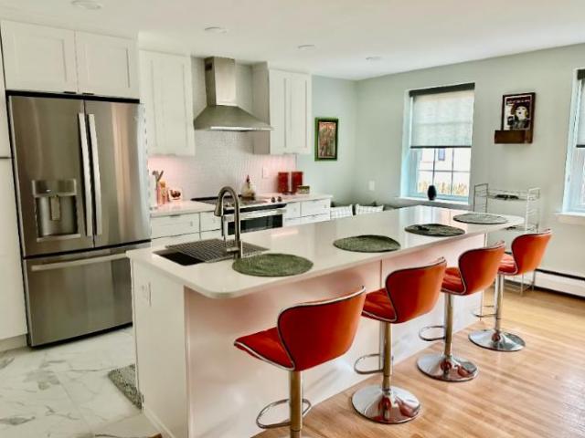 1 Br, 1 bath, Condo 1334 E Montgomery Avenue