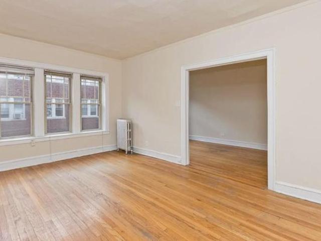 1 Br, 1 bath, Condo 1335 West Touhy Avenue