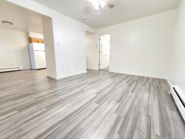 1 Br, 1 bath, Condo 1330 Zephyr St