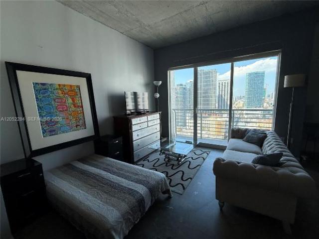 1 Br, 1 bath, Condo 133 NE 2nd Ave