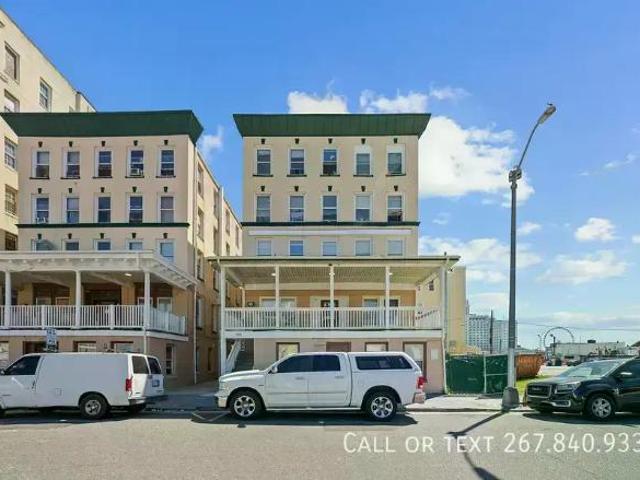 1 Br, 1 bath, Condo 133 St James Place