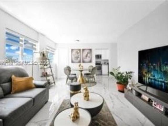 1 Br, 1 bath, Condo 1340 Lincoln Rd