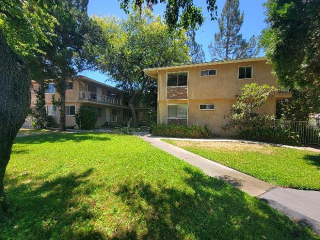1 Br, 1 bath, Condo 13530 Leadwell St