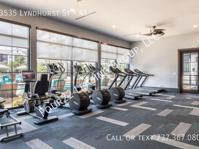 1 Br, 1 bath, Condo 13535 Lyndhurst St