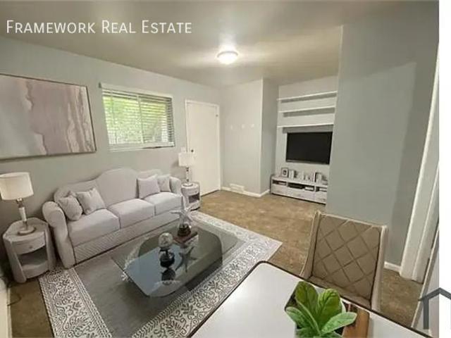 1 Br, 1 bath, Condo 1376 Zephyr Street
