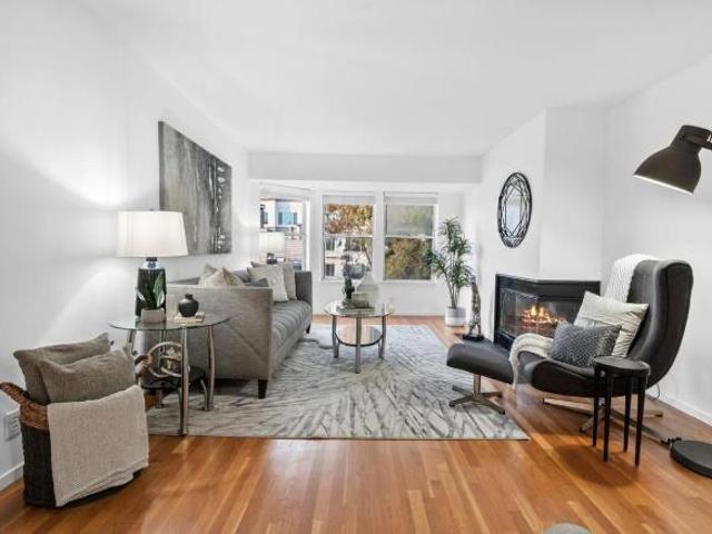 1 Br, 1 bath, Condo 1380 Greenwich St