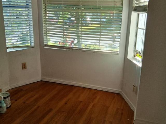 1 Br, 1 bath, Condo 138 N Marcile Ave