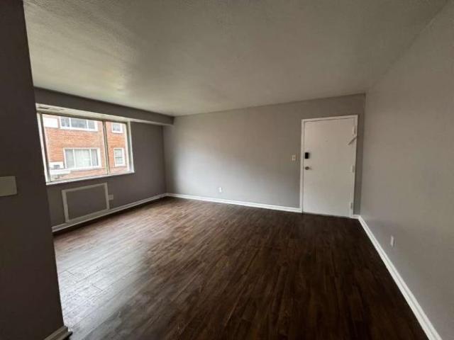 1 Br, 1 bath, Condo 13955 Superior Road