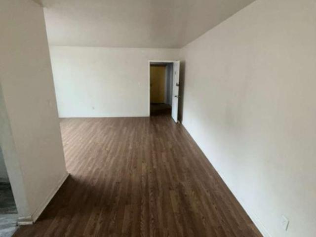 1 Br, 1 bath, Condo 13965 Superior Road