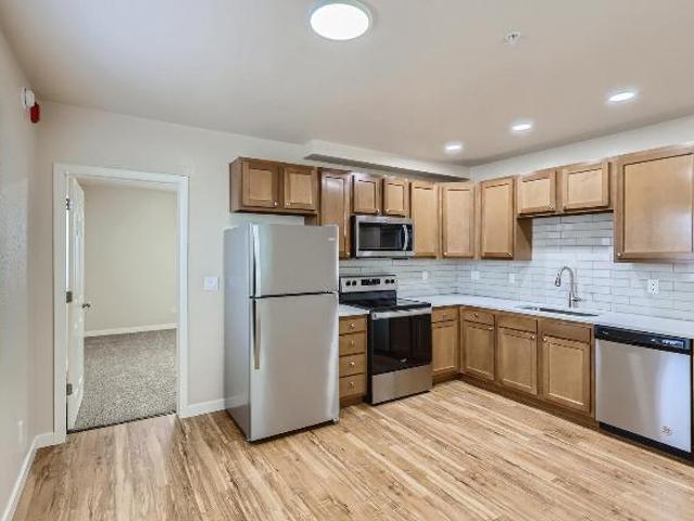 1 Br, 1 bath, Condo 1391 Carr St
