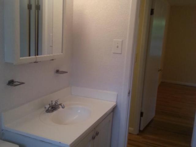 1 Br, 1 bath, Condo 1406 Church St