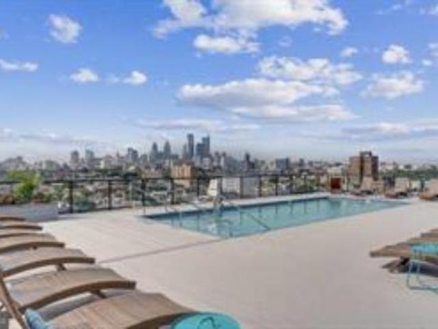 1 Br, 1 bath, Condo 1401 25 N 5th St