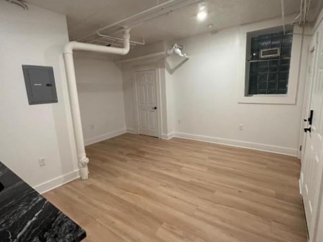 1 Br, 1 bath, Condo 14148 Superior Rd