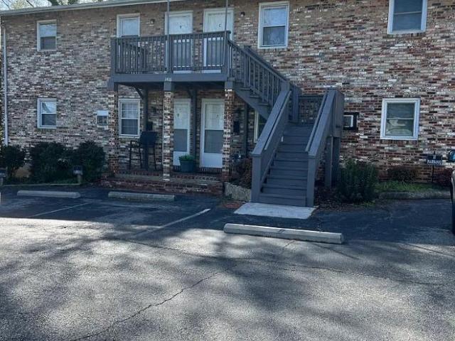 1 Br, 1 bath, Condo 1416 Moorman Ave NW Apt D