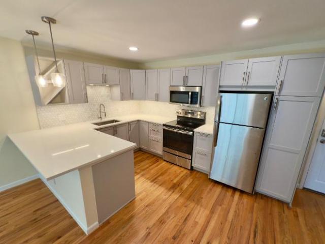 1 Br, 1 bath, Condo 1410 York St