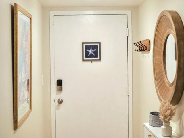1 Br, 1 bath, Condo 1421 S Ocean Blvd