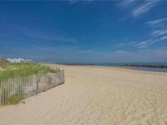 1 Br, 1 bath, Condo 1423 E Ocean View Ave